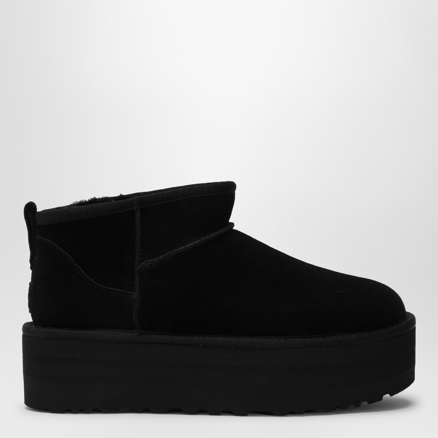 Classic Ultra Mini Plateaustiefel