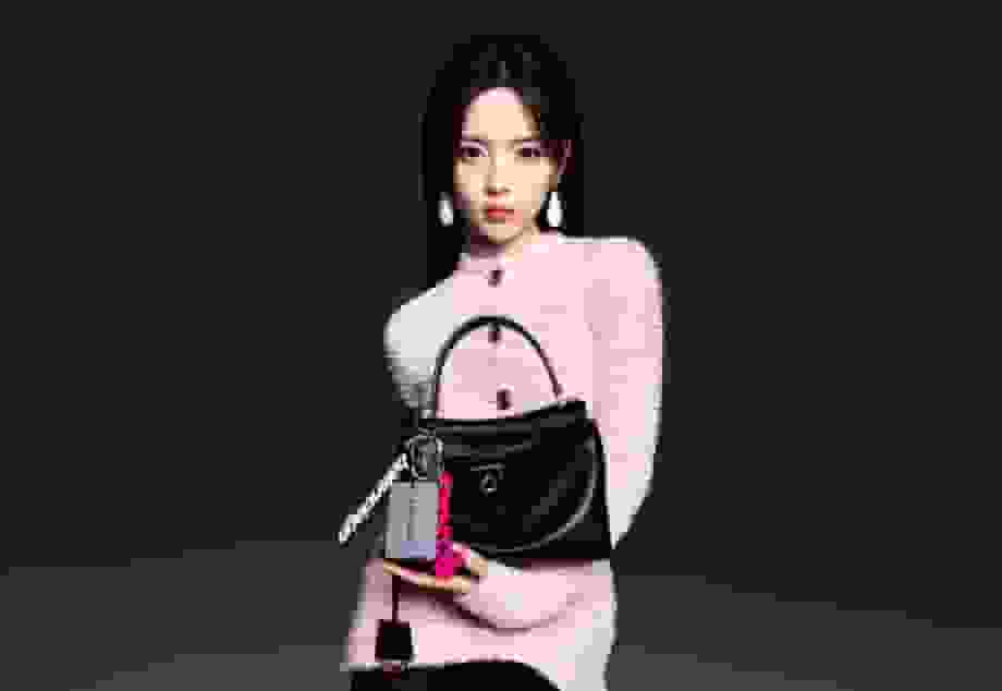 Balenciaga: woman's collection | TheDoubleF